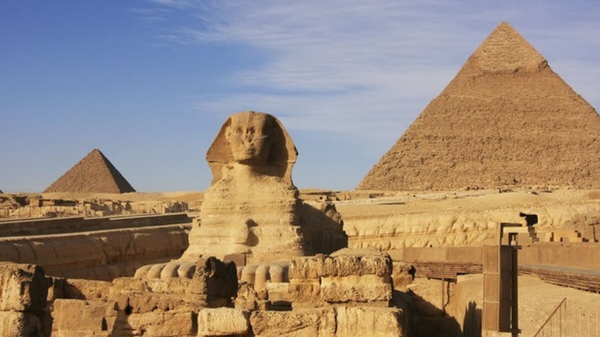 Les grandes pyramides d'Egypte vont-elles dévoiler de nouveaux secrets
