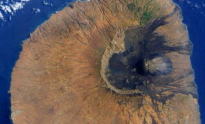 Volcan Toba : comment l'humanité a survécu à l'éruption qui aurait pu ...