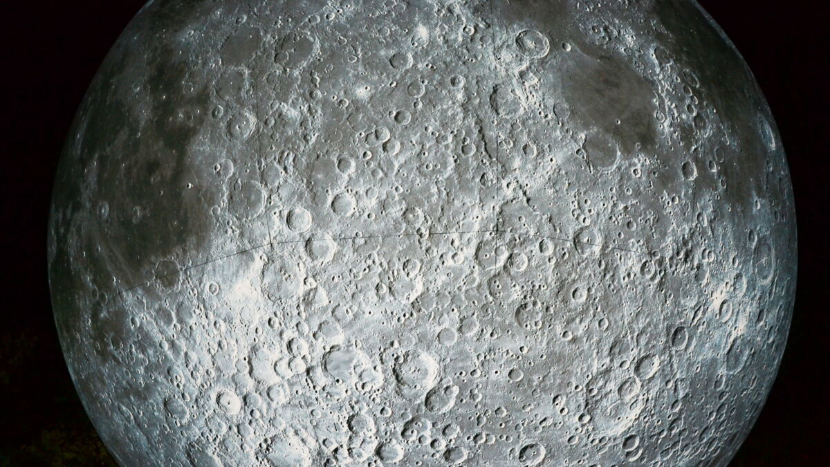 Lune : l'Europe se lance dans la conquête spatiale