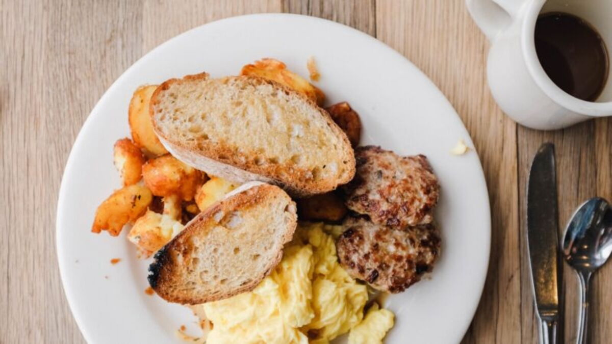 Indigestion : combiner ces deux aliments communs risque de fortement ...