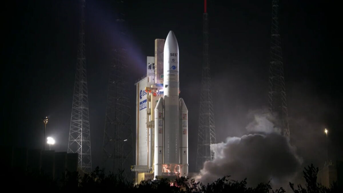 Espace : à quoi va servir le nouveau satellite militaire lancé par la ...