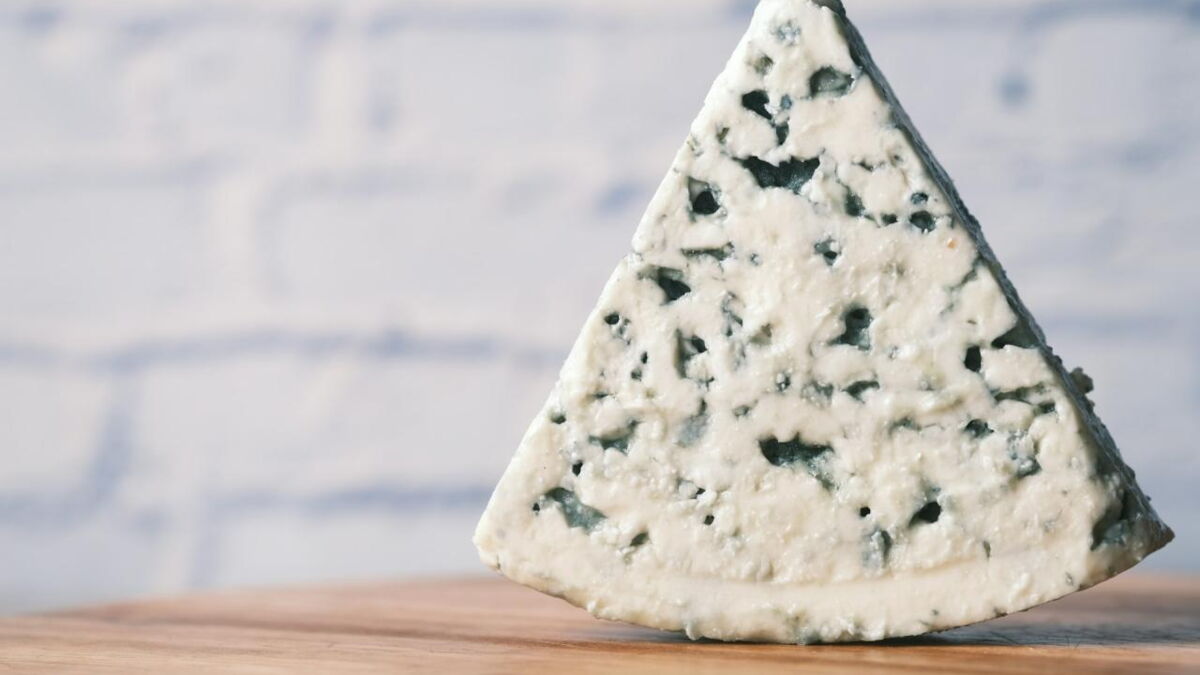 Des scientifiques parviennent à créer un fromage de toutes les couleurs