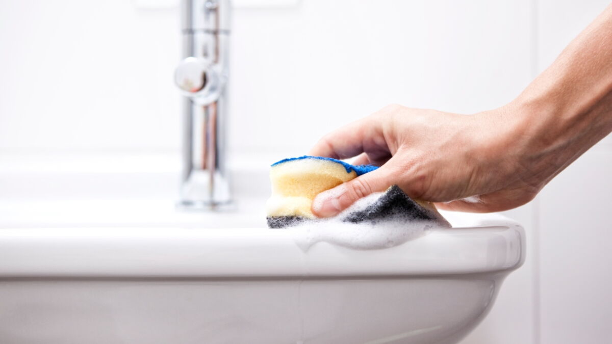 These DIY Tutorials Using Sponges Will Surprise You
