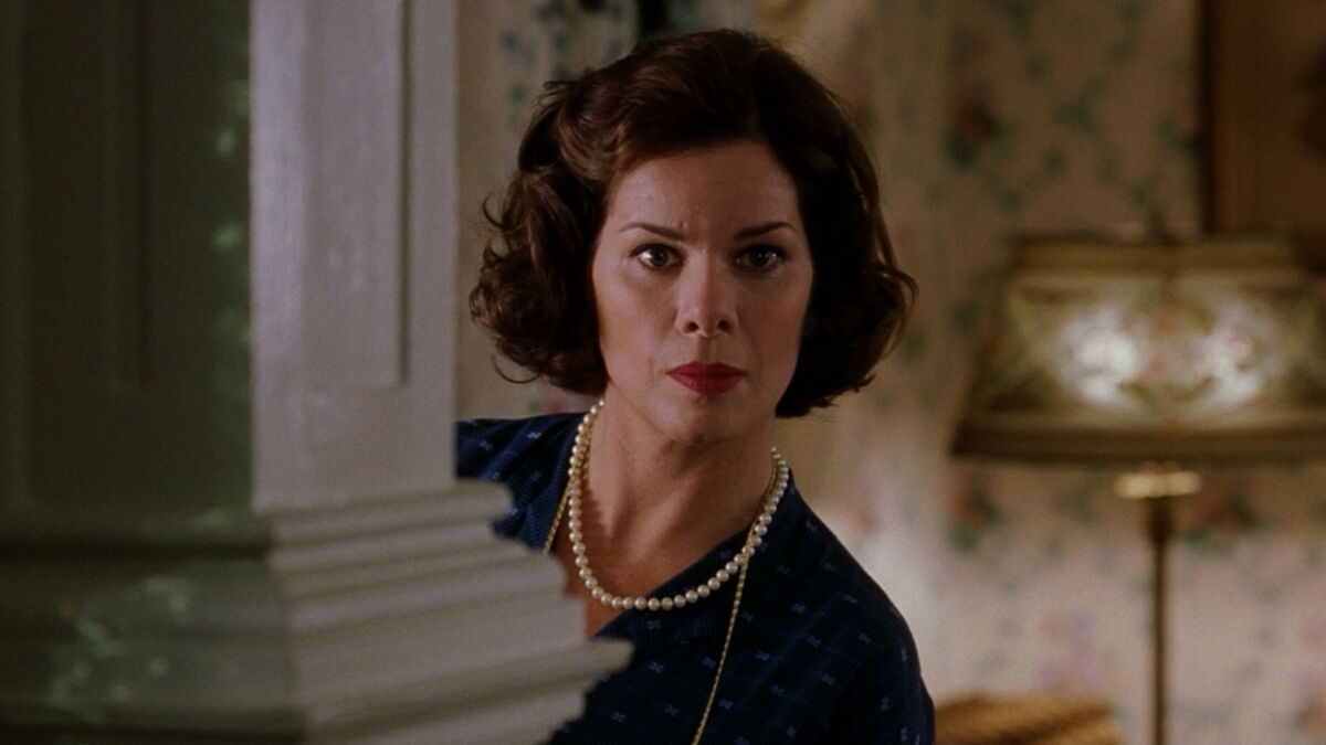 These are the 3 nosiest zodiac signs