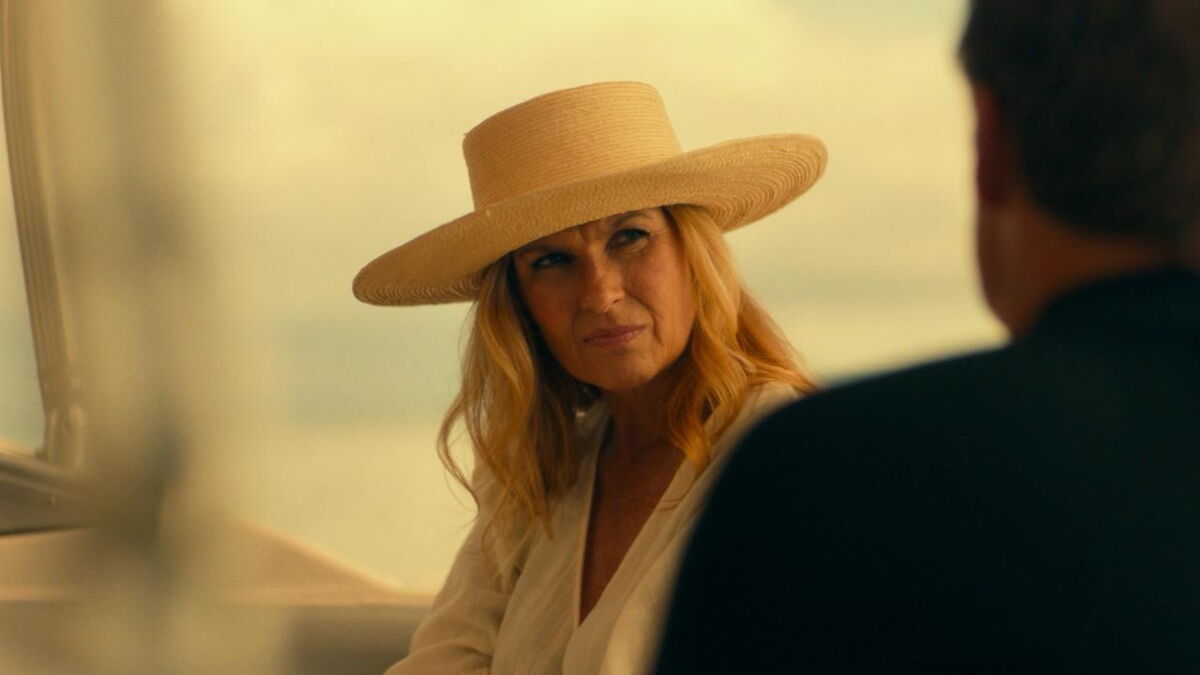 Here's how to treat a sunburn on your scalp