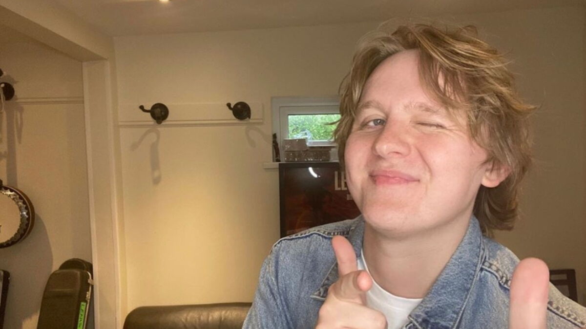 Lewis Capaldi Reveals He Has A New Girlfriend