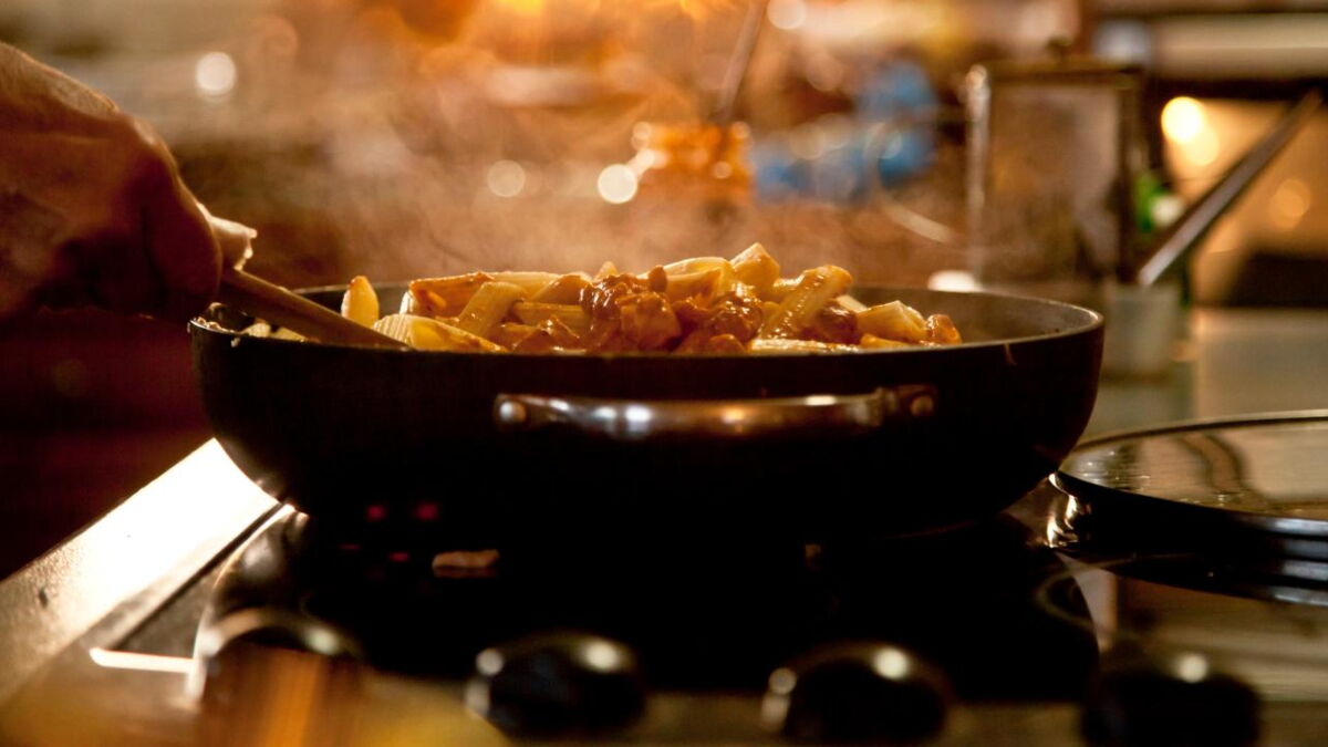 Eating Pasta For Dinner Could Have Some Surprising Health Benefits