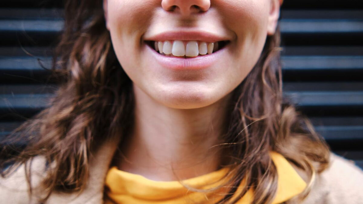 These everyday foods and drinks can stain your teeth