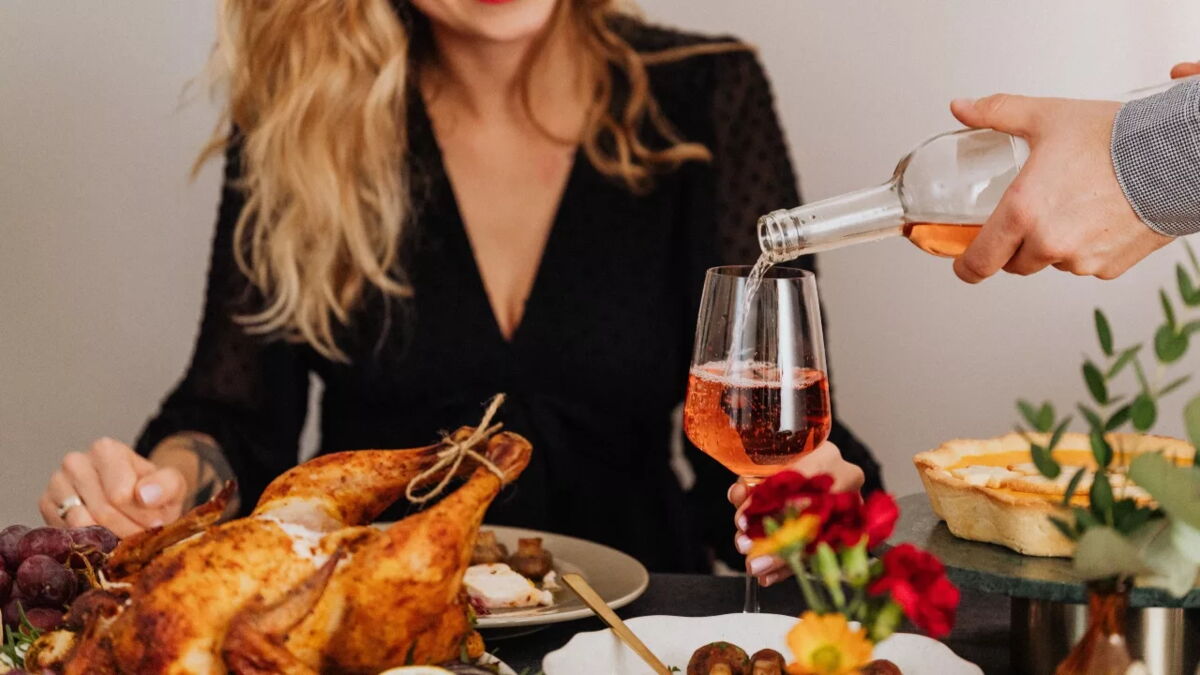 Here's how to cope with disordered eating over Christmas