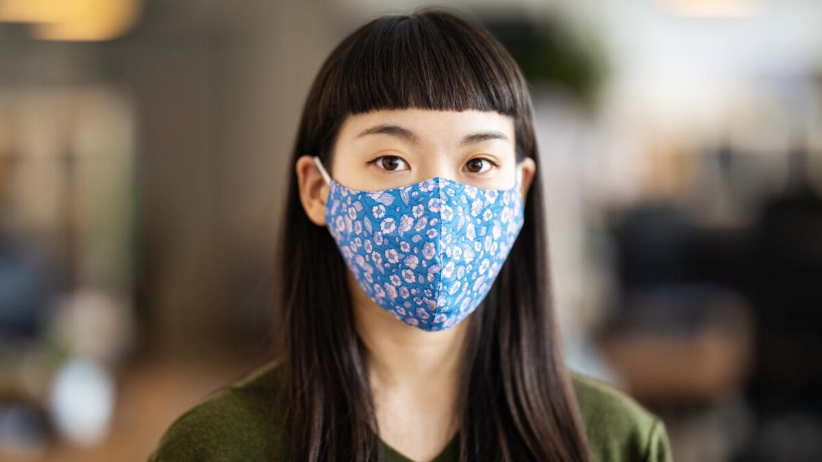Does wearing two masks protect you better against COVID?