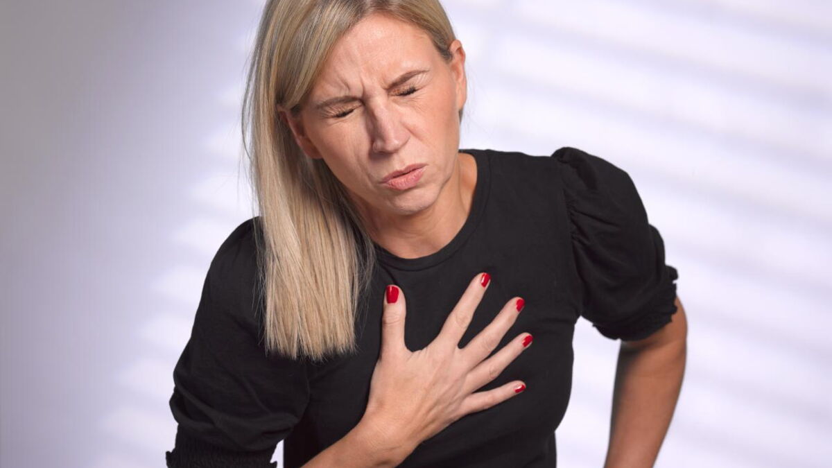 This common tummy discomfort could be a sign of heart disease