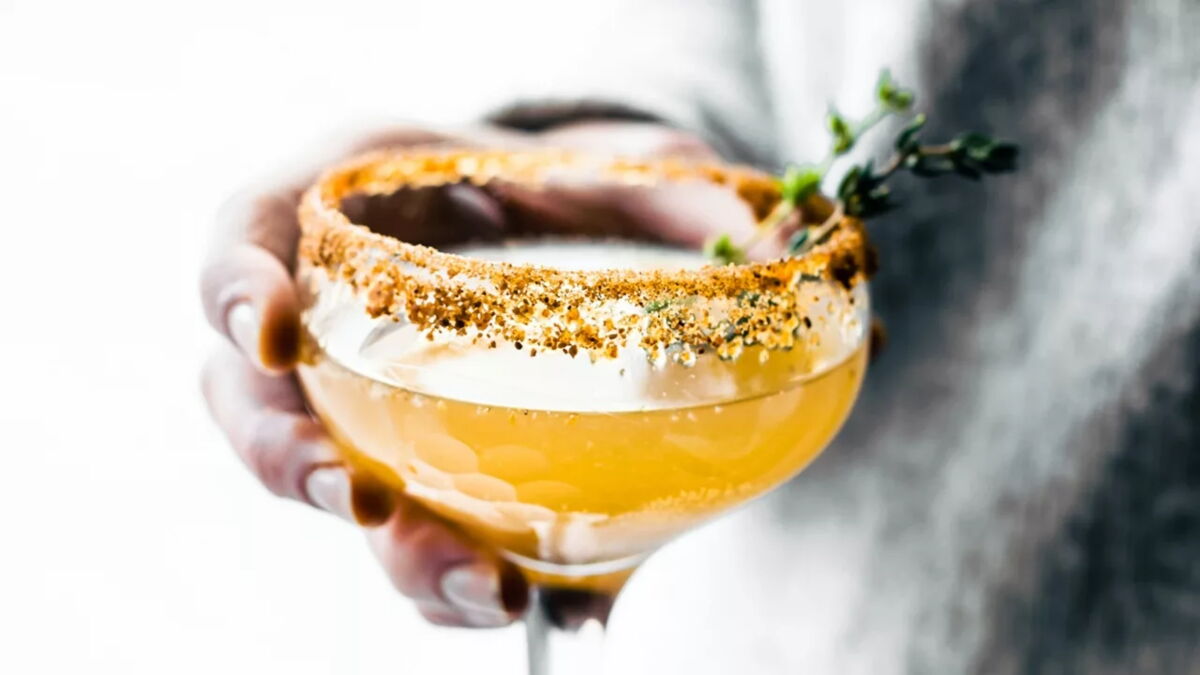 Gimber: Your go-to winter cocktail for health and vitality