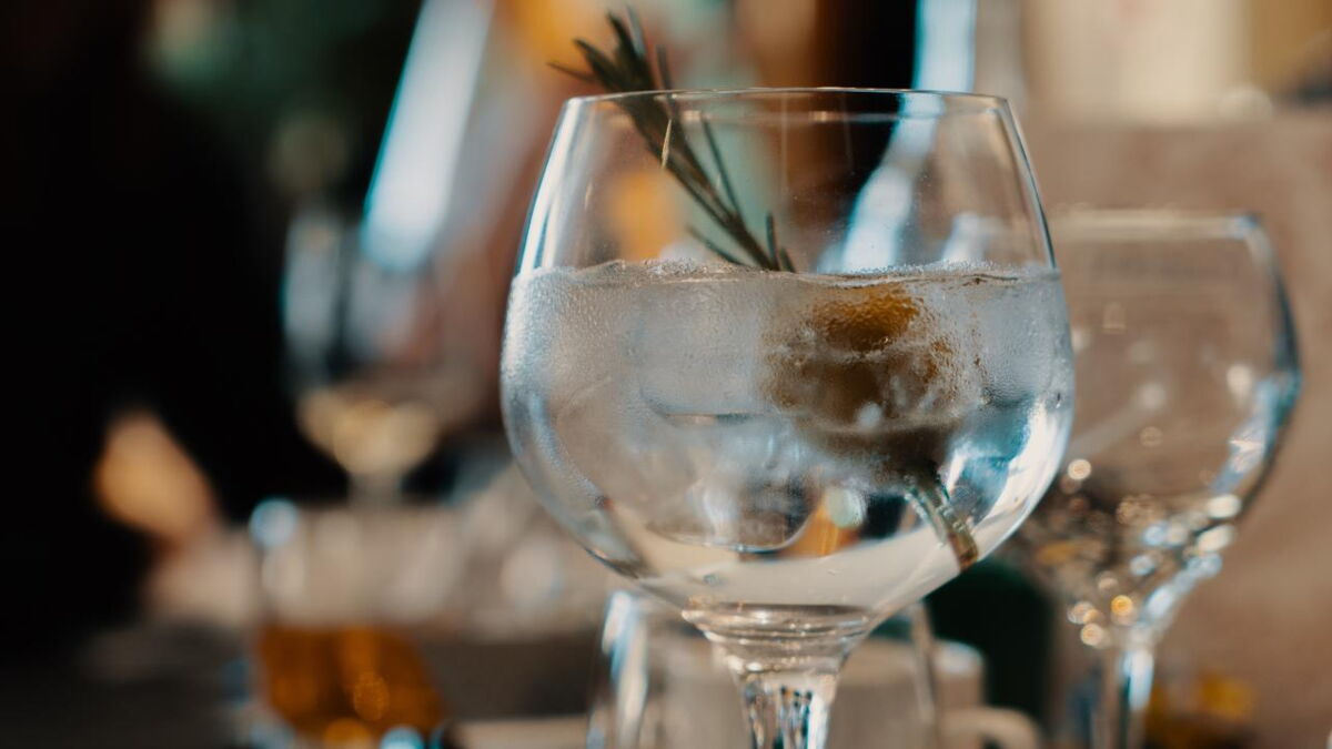 Is sparkling water actually healthy? Here's what experts have to say