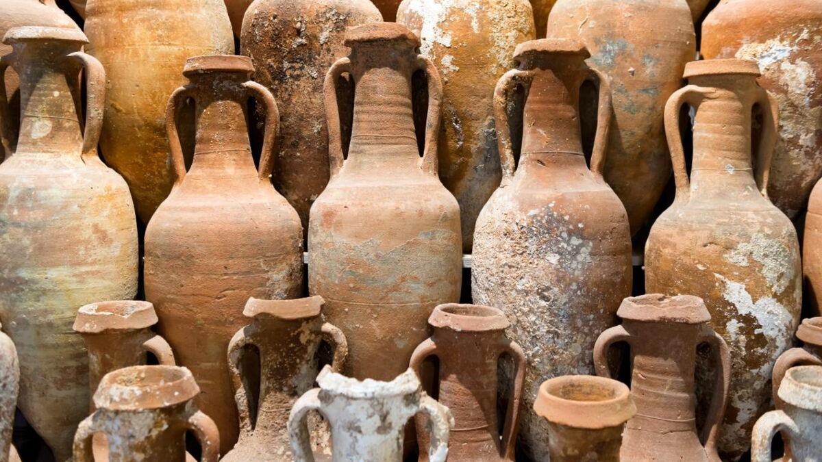 3,500-year-old ceramic vessels reveal the earliest evidence of opium use