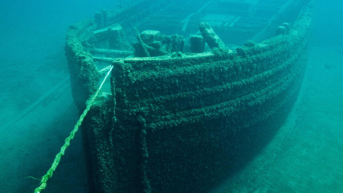 This shipwreck contains a treasure estimated at £17 billion, but it is ...