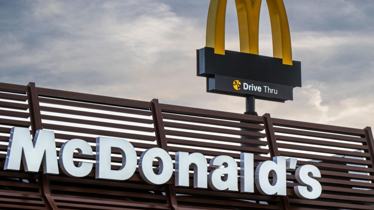 Shocking video of McDonald’s restaurant by diner horrifies the Internet