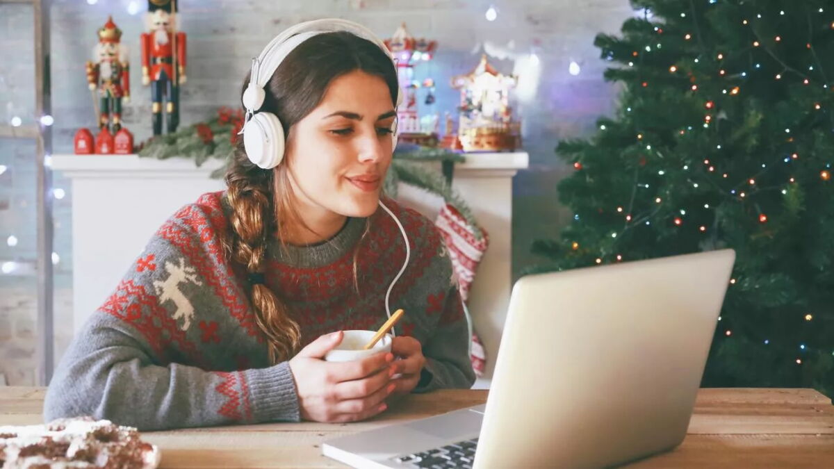 Christmas music can be harmful to your health according to experts