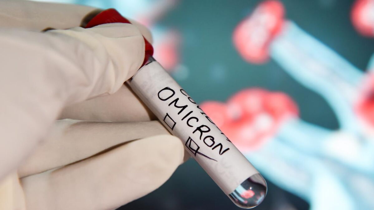 Omicron: Super-spreading variant accountable for 90% of cases in England