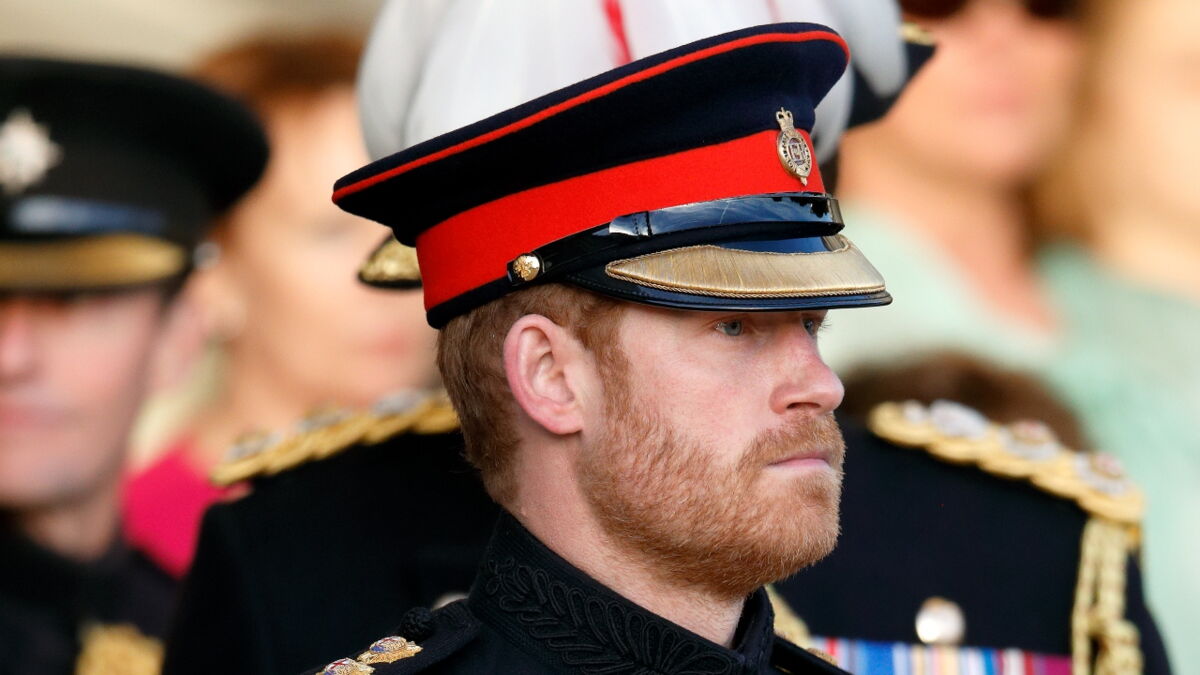 Prince Harry: Viral video shows how he really feels about being King of ...