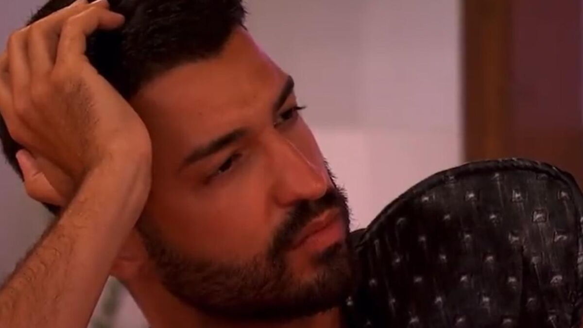 Love Island fans threaten to make Ofcom complaints as this Islander ...