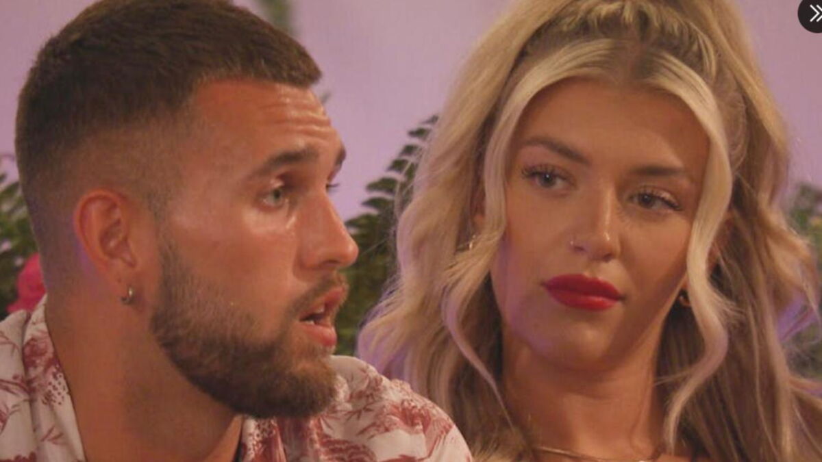 Love Island: Zach plans to drop the L-bomb on Molly but fans think ...