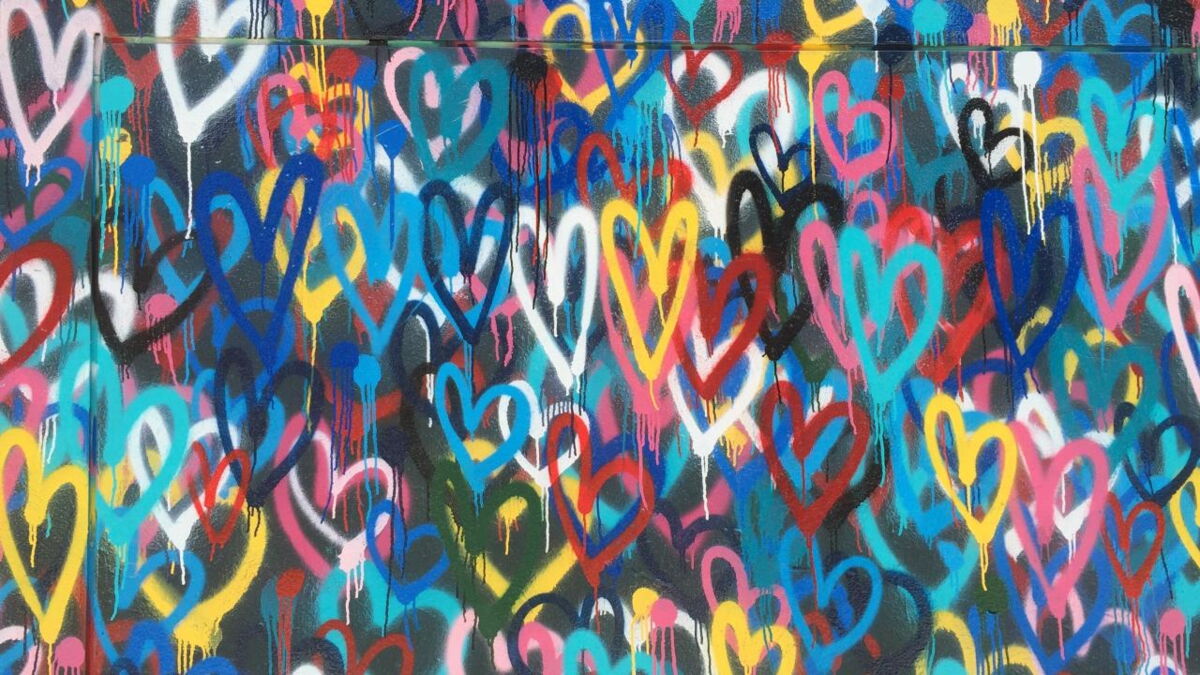 Different heart emoji colors and what do they mean?