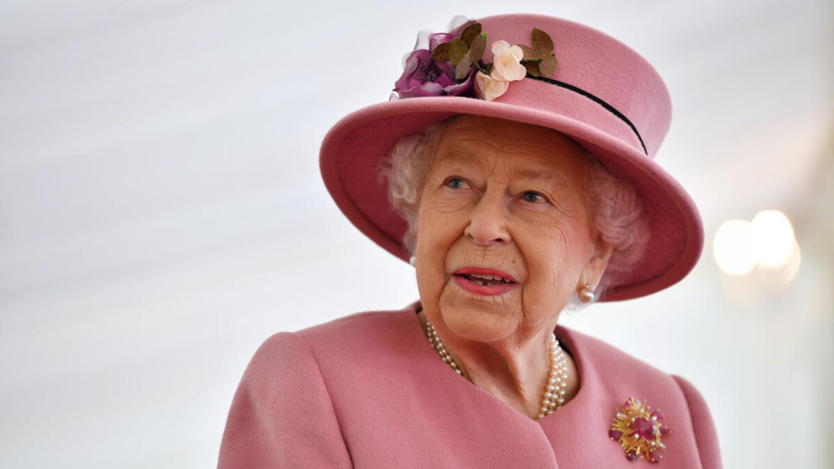 Queen Elizabeth II drinks a fair amount of alcohol on a daily basis