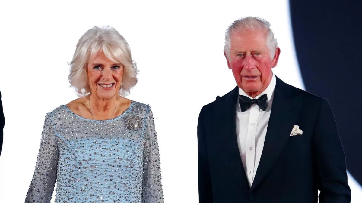 £7.5million estate next to royal Highgrove on sale for the first time ...