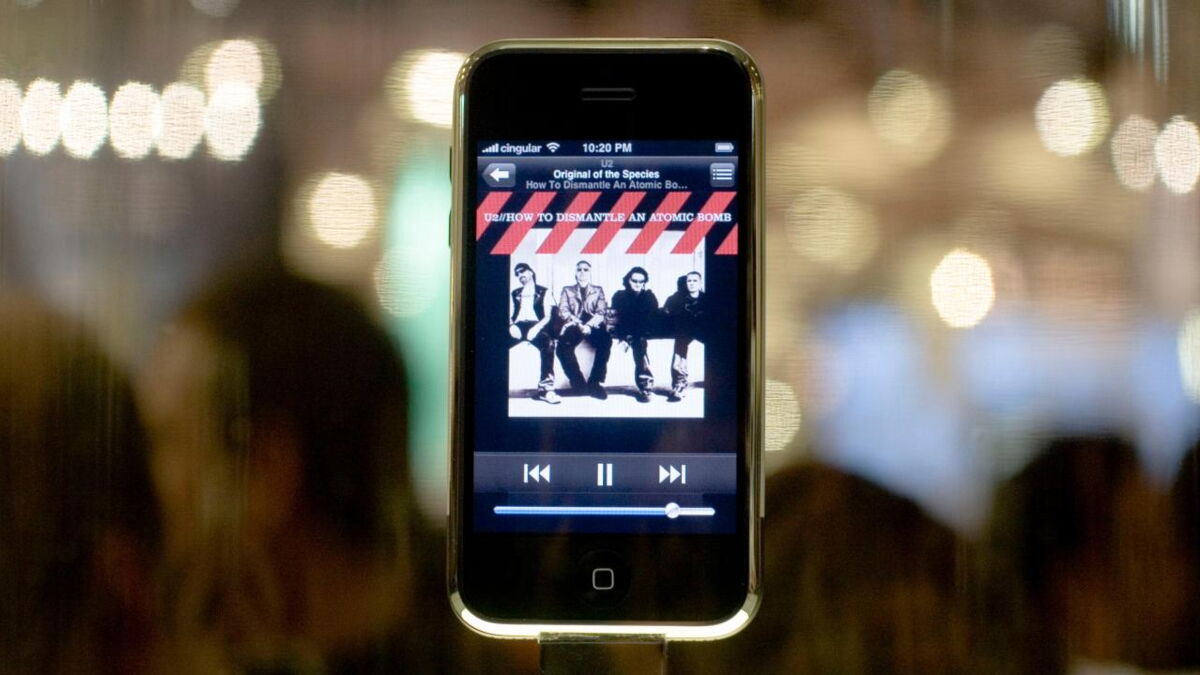 Unopened iPhone from 2007 is worth an astonishing $39,000