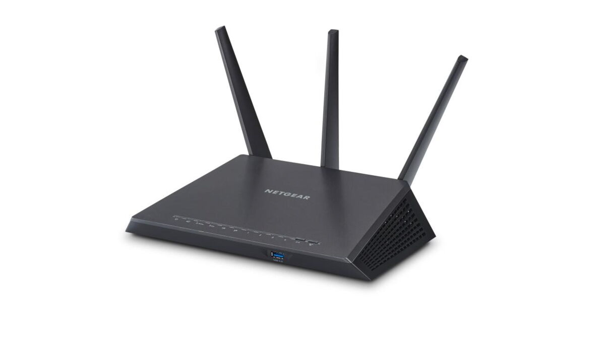 Here's how you can tell if someone is using your Wi-Fi