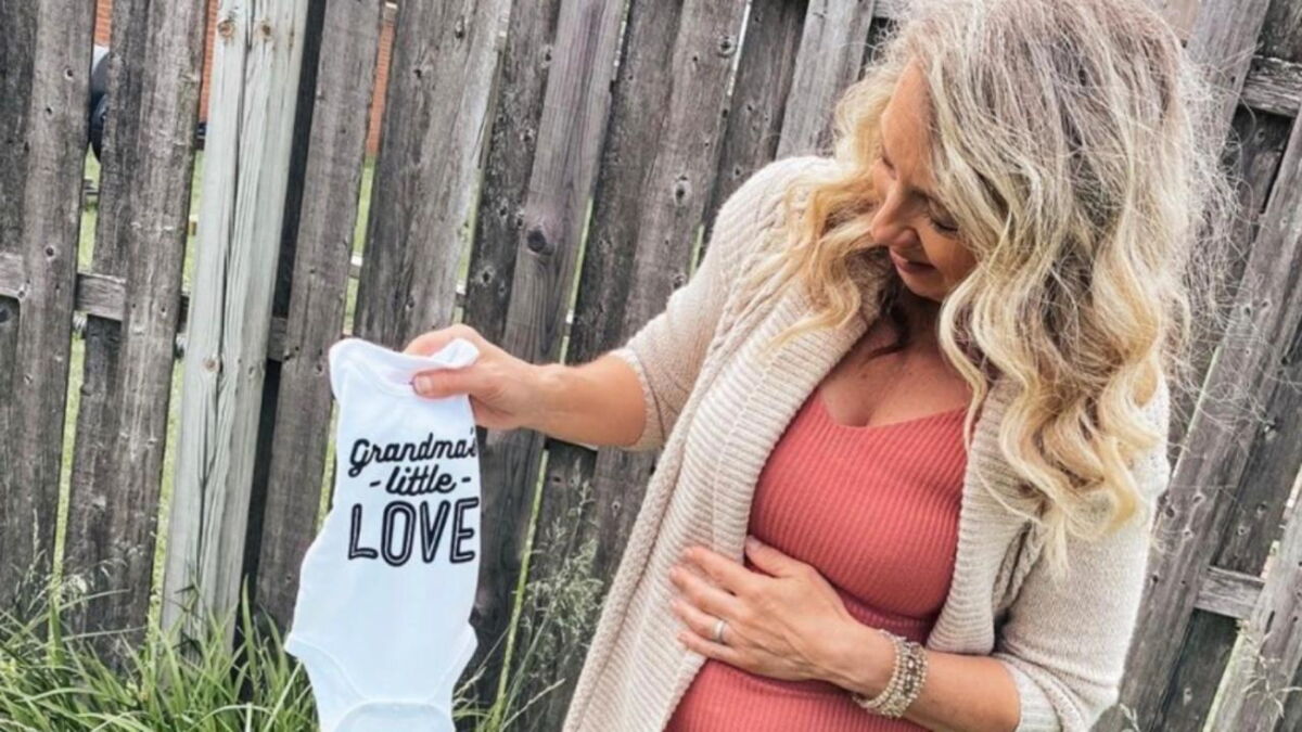 51-Year-Old Mum is Going to Give Birth to Her Grandchild