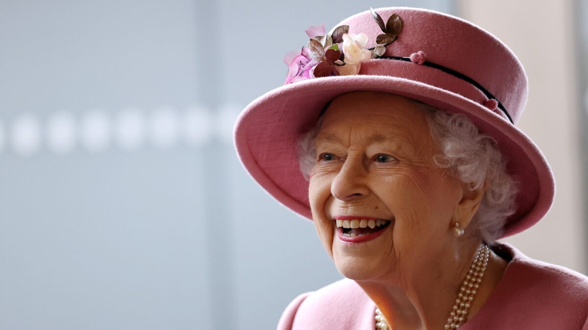 The Queen: This is what happens when she is 'incapacitated'