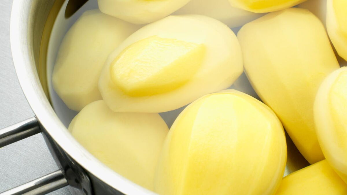 These Are the Three Mistakes We All Make When Cooking Potatoes