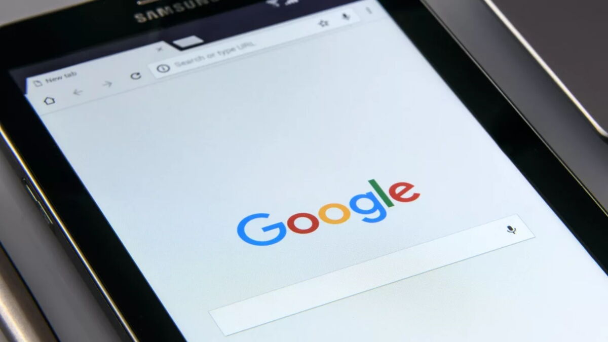 Google issues warning over dangerous apps: 'Turn off' this setting in ...