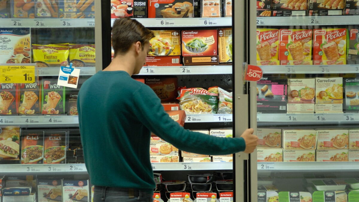 Asda issues recall for king prawns with incorrect use-by date