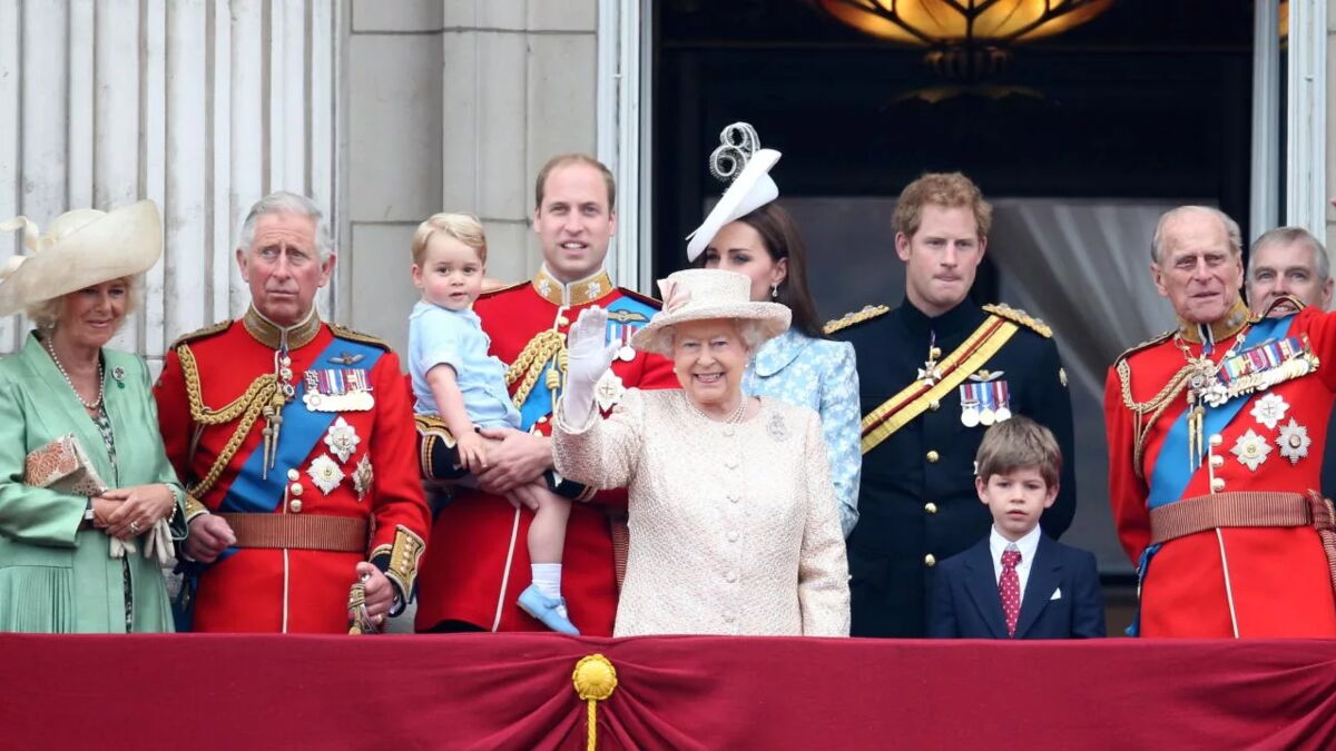 The most unique gifts given to the British Royal Family: From exotic ...