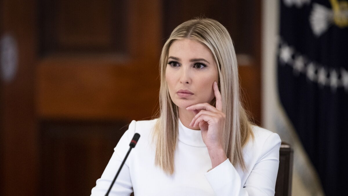 Ivanka Trump facing major decision: Legal expert says she must choose ...