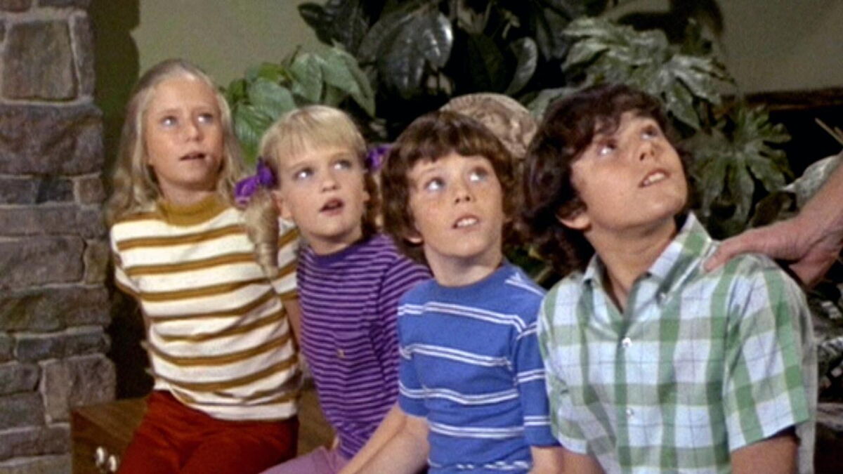 Where are the Brady Bunch actors now? From Sue Olsen to Mike Lookinland