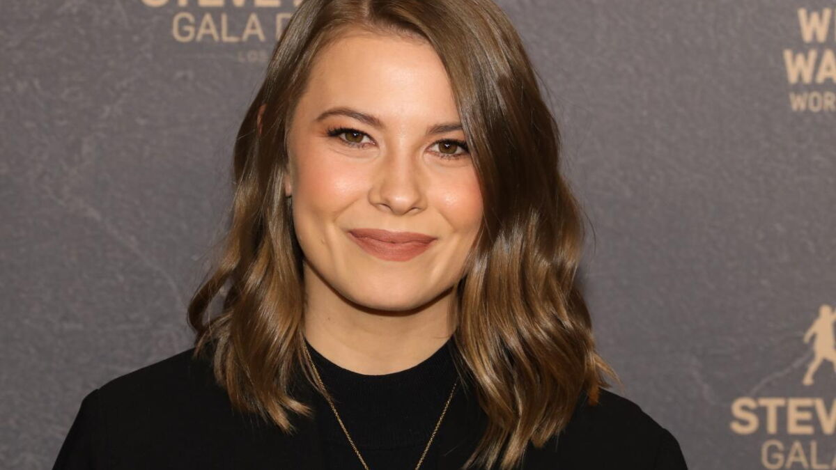 Bindi Irwin issues health update after being rushed to hospital for a ...