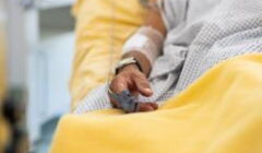 Expert reveals what happens to your eyes right before and after death