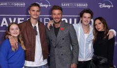 Playing Brooklyn at his own game David Beckham cooks for Gordon Ramsay ...