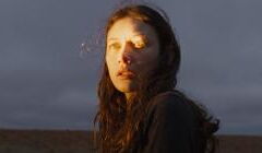 This is the story of a woman who came back to life insider her own ...