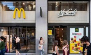 KFC customer’s horrible find in chicken bowl leaves people shocked and ...