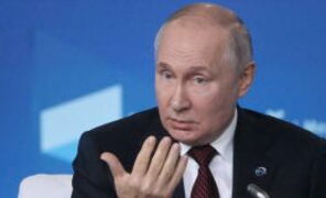 Vladimir Putin's ‘Napoleon complex’ explained by a therapist