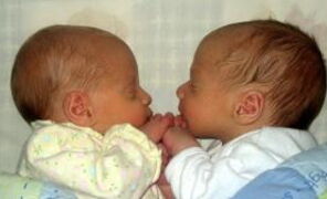 This woman discovered her twins have different fathers: What is ...