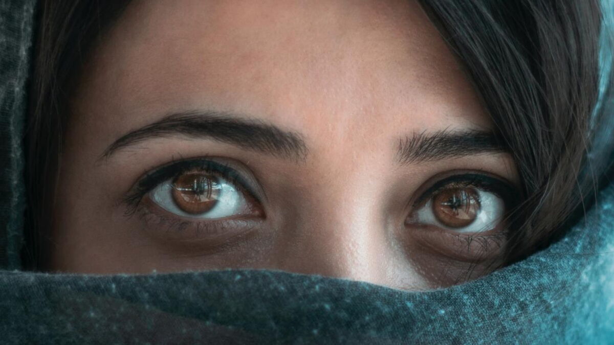 This is your most prominent feature according to your zodiac sign