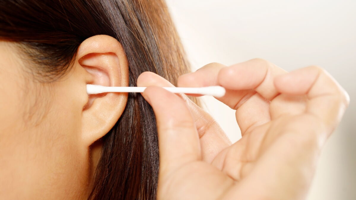 What does the colour of your earwax mean?