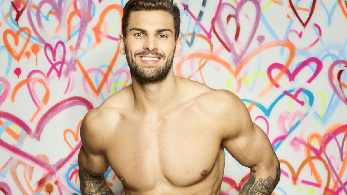 Adam Collard Reveals Coronavirus Diagnosis After Greece Holiday