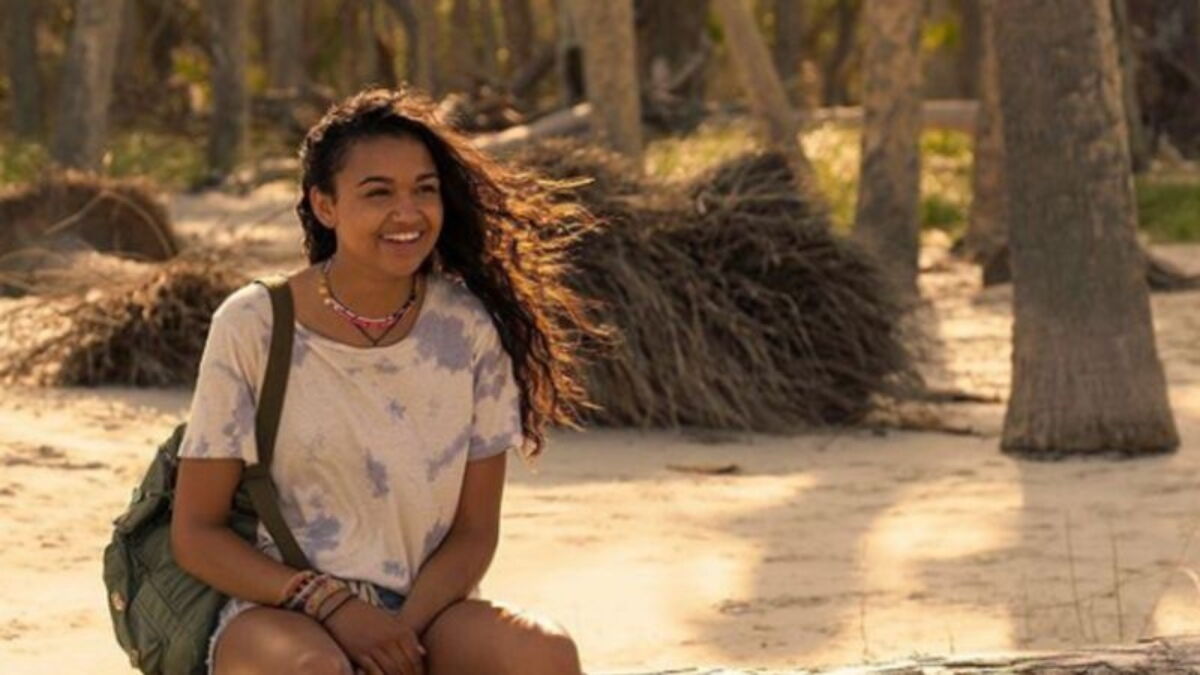 This ‘Outer Banks’ Star Opened Up About Her Girlfriend and Being Pansexual!