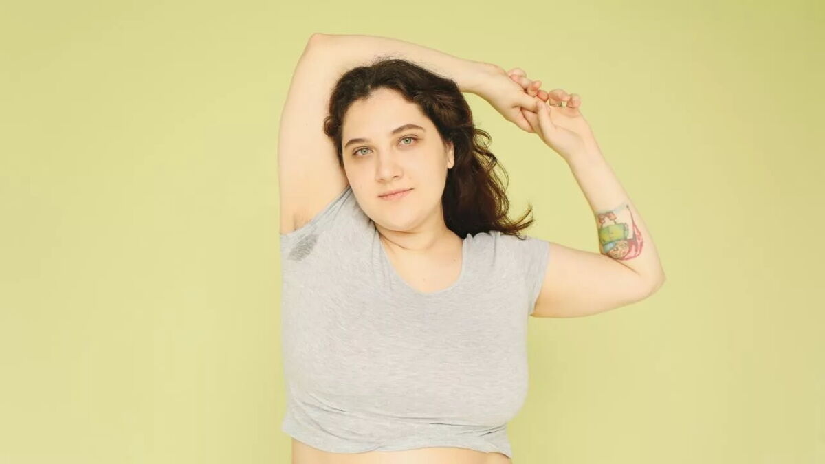 How To Avoid Sweaty Armpits